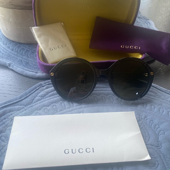 Gucci | Accessories | Gucci Ovalround Sunnglasses Brand New | Poshmark